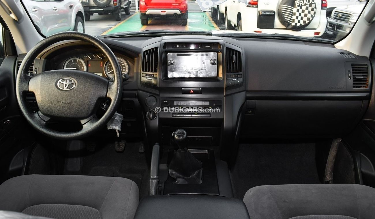 Used Toyota Land Cruiser GX V6 2021 for sale in Dubai - 671994