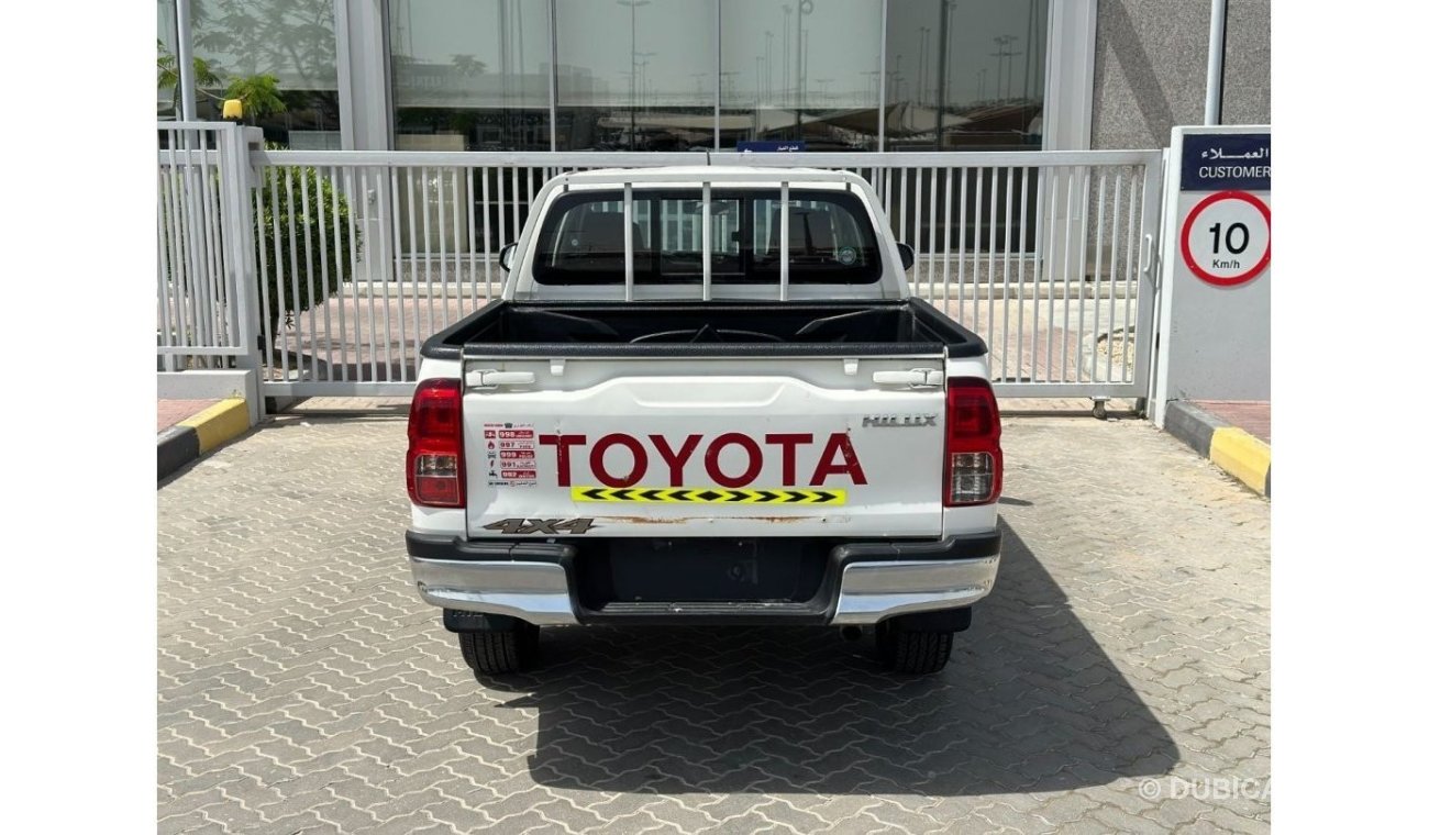 Used Toyota Hilux GL GCC 4W 2020 for sale in Sharjah - 723992