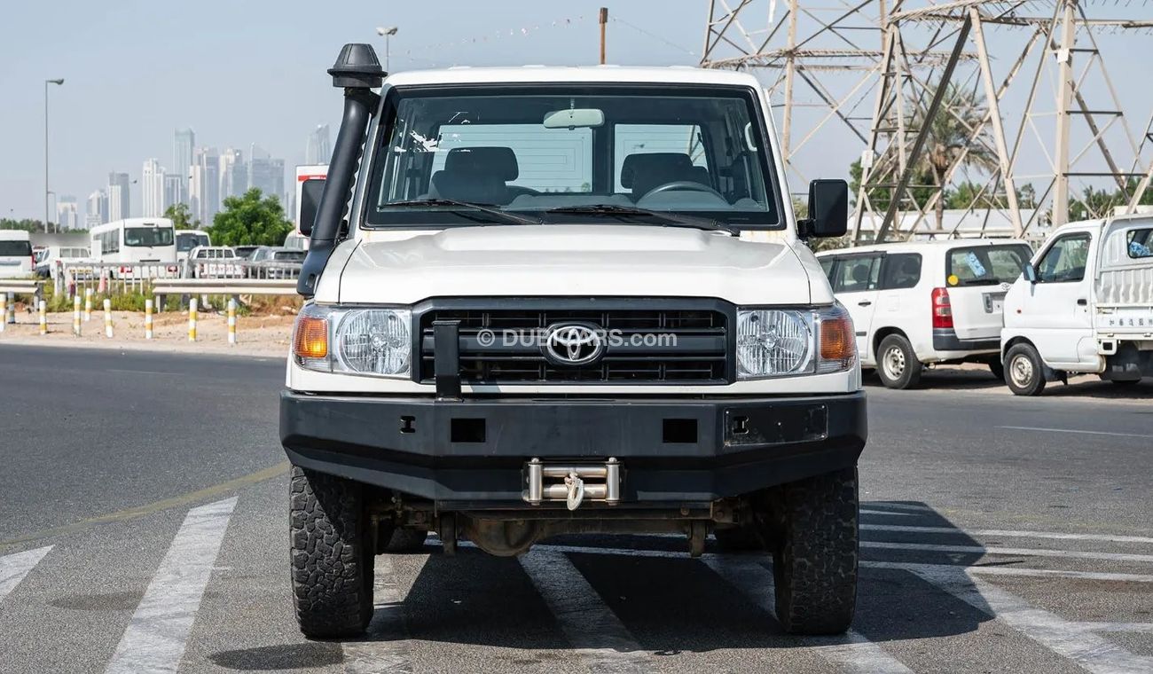 Used Toyota Land Cruiser 70 LC76 4.2D MT MY2019 - WHITE (VC: LC764.2D_3 ...
