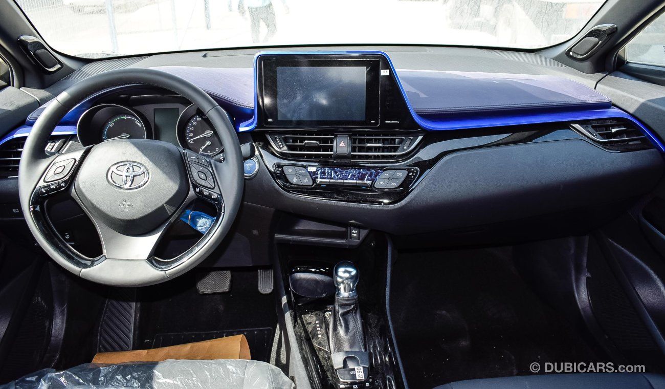 New Toyota CHR Hybrid 2018 for sale in Dubai - 194284