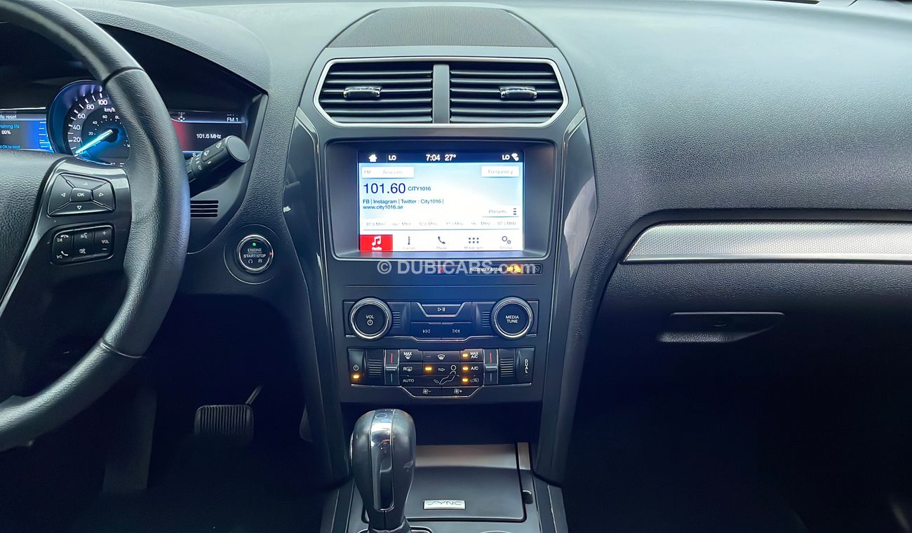 Used Ford Explorer 3.5 2019 for sale in Dubai - 505071