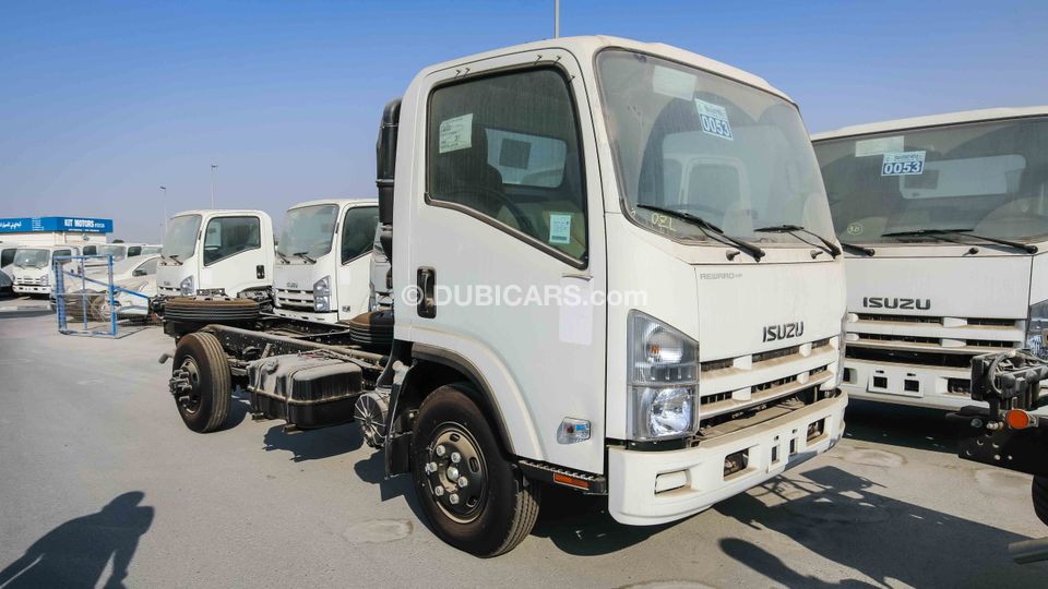 New Isuzu Reward NPR short chassis ((NEW)) 2016 for sale in Dubai - 124647