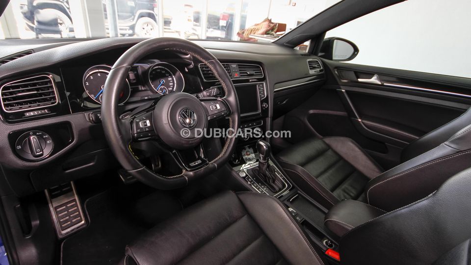 Used Volkswagen Golf R Line 2016 for sale in Dubai - 95187