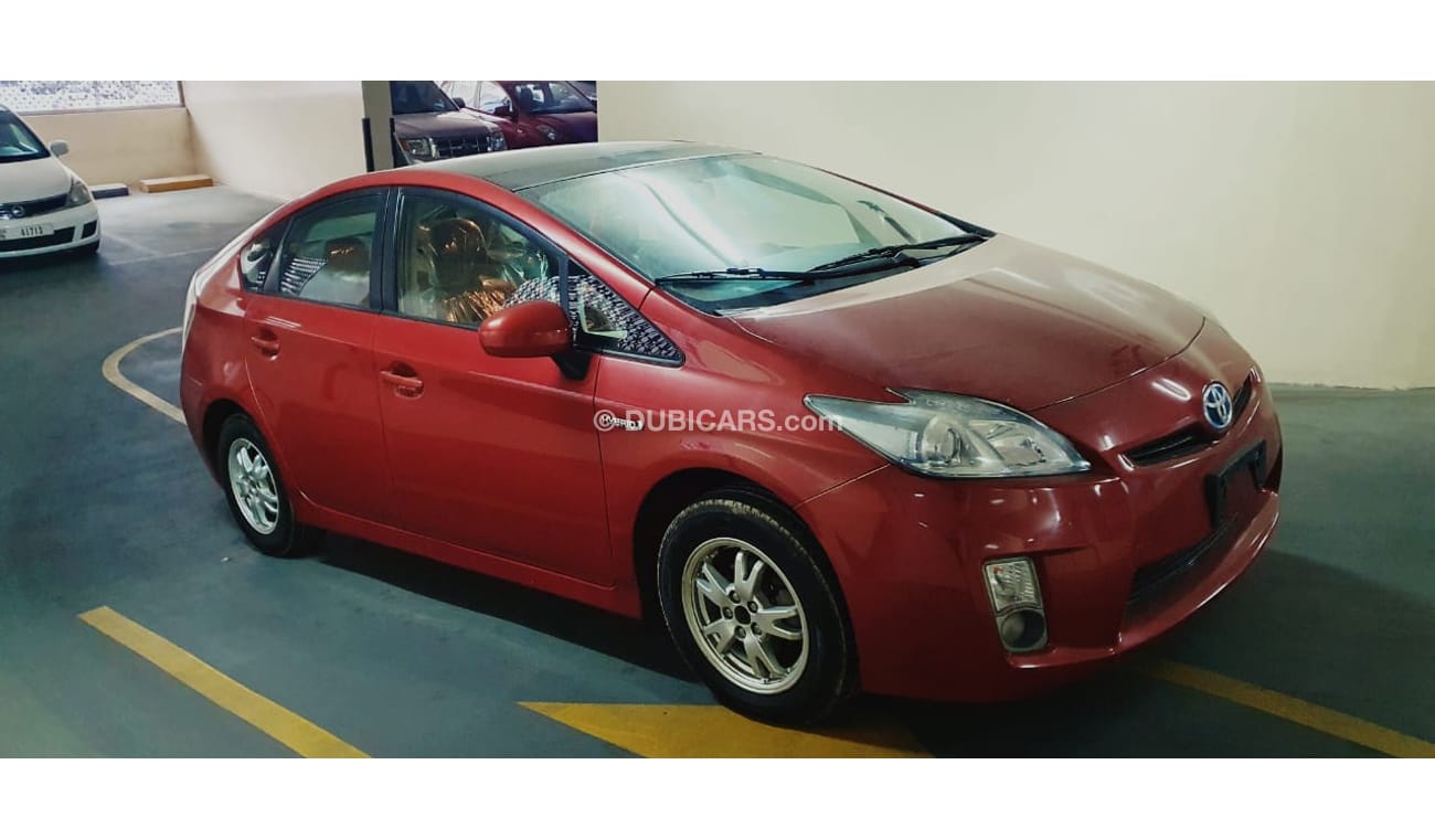 Used Toyota Prius 2010 for sale in Sharjah - 638971