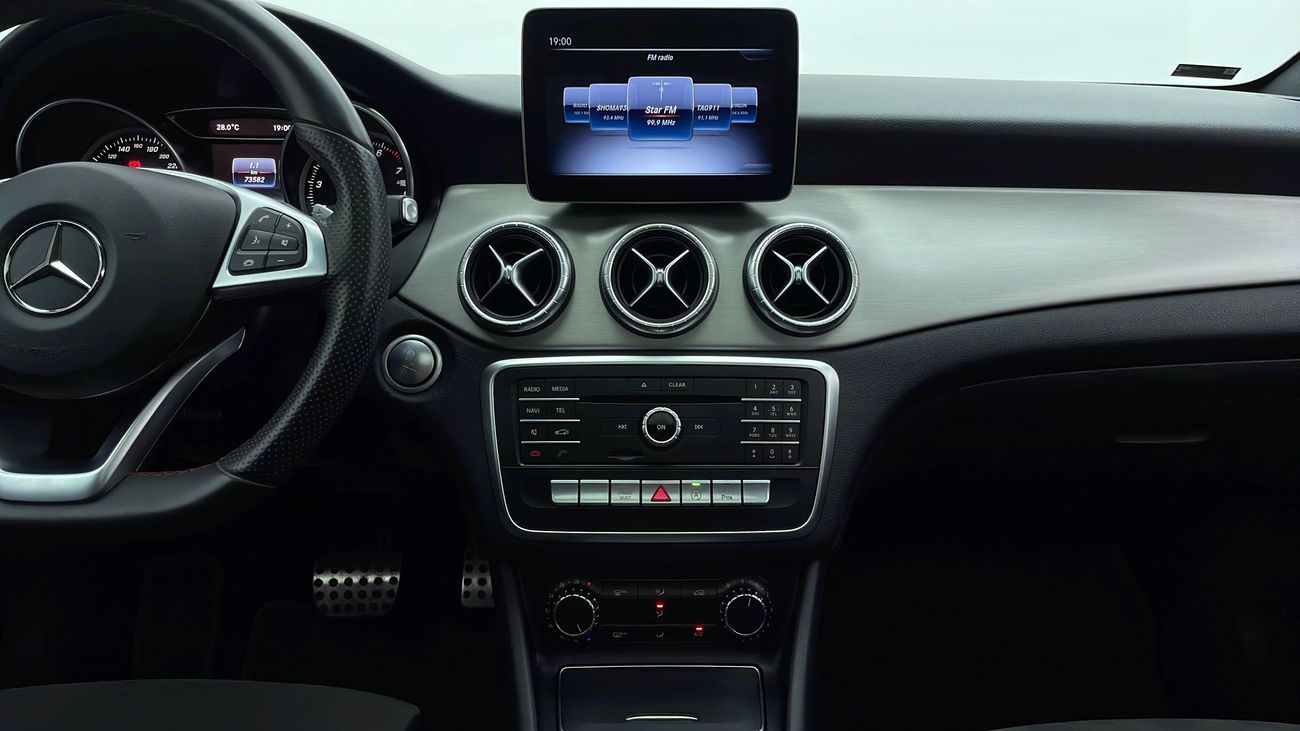 Used Mercedes-Benz CLA 250 PREMIUM AMG 4MATIC 2 | Under Warranty ...