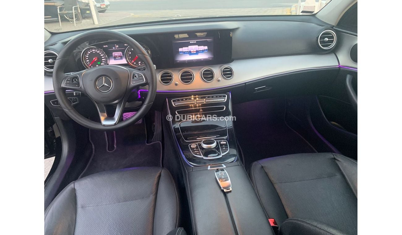 Used Mercedes-Benz E200 Mercedes E200_2018_GCC_Excellent_Condithion 2018 for sale in Dubai - 542021