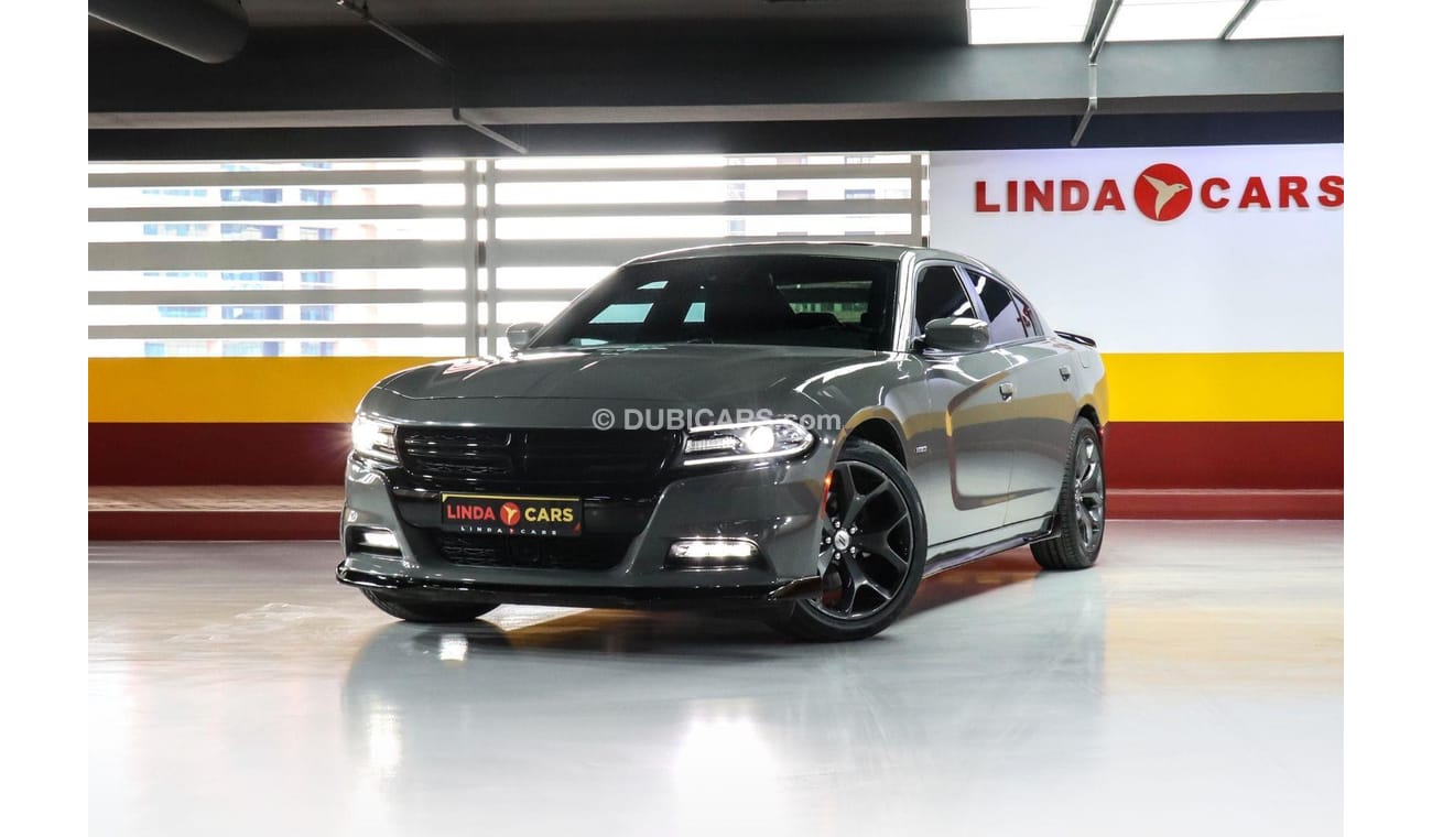 Used Dodge Charger LA 2018 for sale in Dubai - 532661