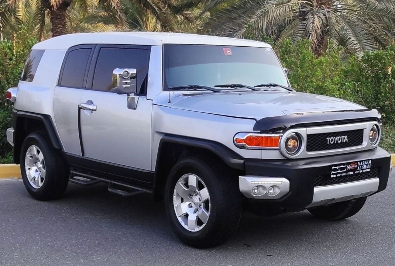 Used Toyota FJ Cruiser 2007 for sale in Sharjah - 543590