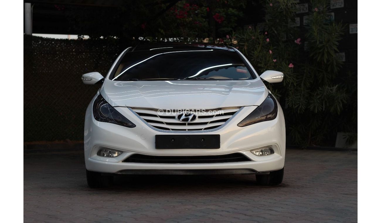 Used Hyundai Sonata GL 2012 for sale in Dubai - 675832