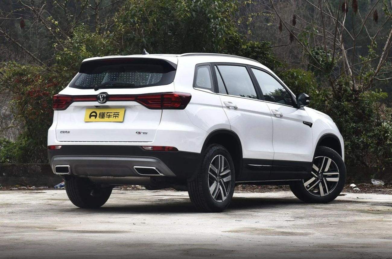 جديدة تشنجان CS75 Changan CS75 2024 Enjoyment Edition 1.5T DCT Luxury 2024 للبيع في دبي - 861841