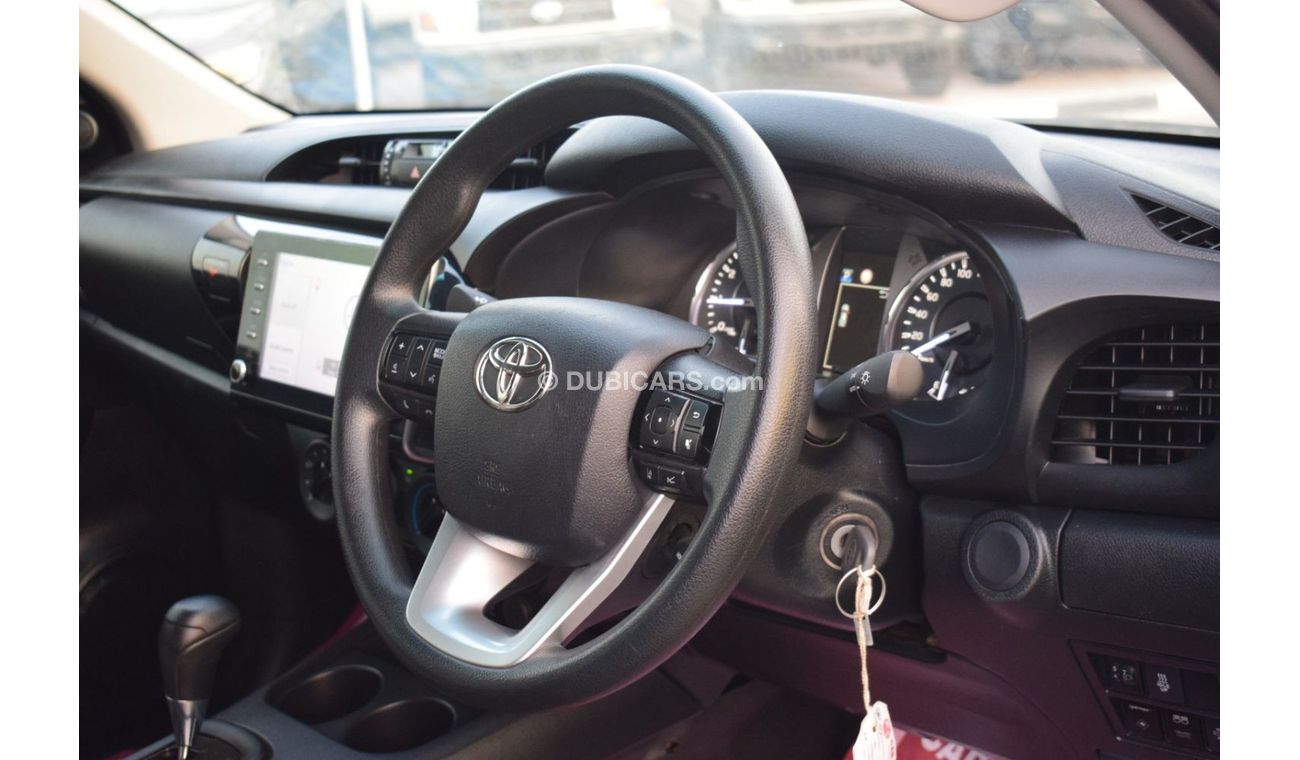 Used Toyota Hilux 2020 for sale in Dubai - 657643
