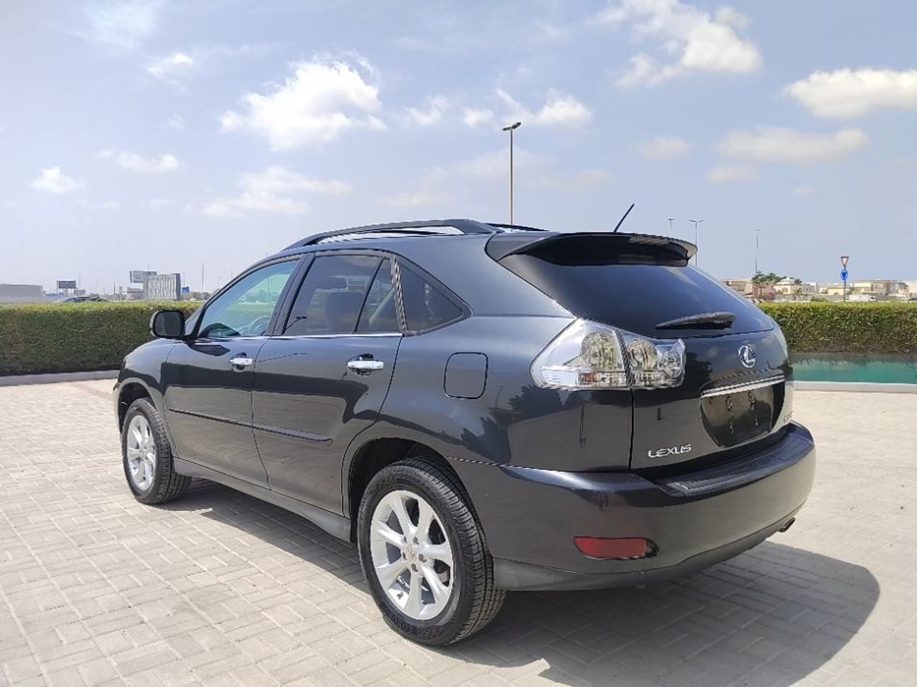 Used Lexus RX350 2009 2008 for sale in Sharjah - 728874