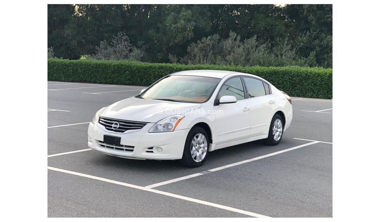 Used Nissan Altima S 2012 for sale in Dubai - 585449