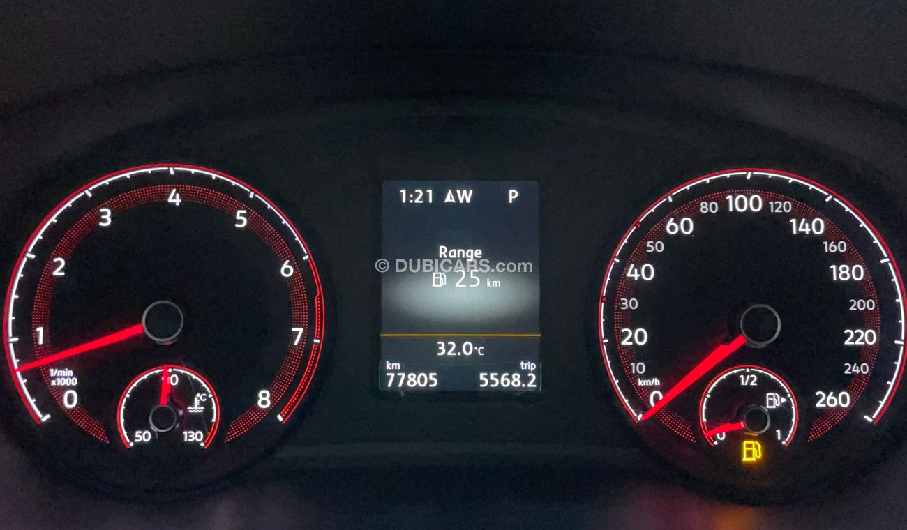 Used Volkswagen Passat SEL 2500 2020 for sale in Dubai - 472538