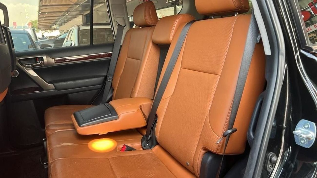 Used Lexus GX460 Platinum | Dual VVTI 4.6L | 2018 2018 for sale in Dubai - 720598