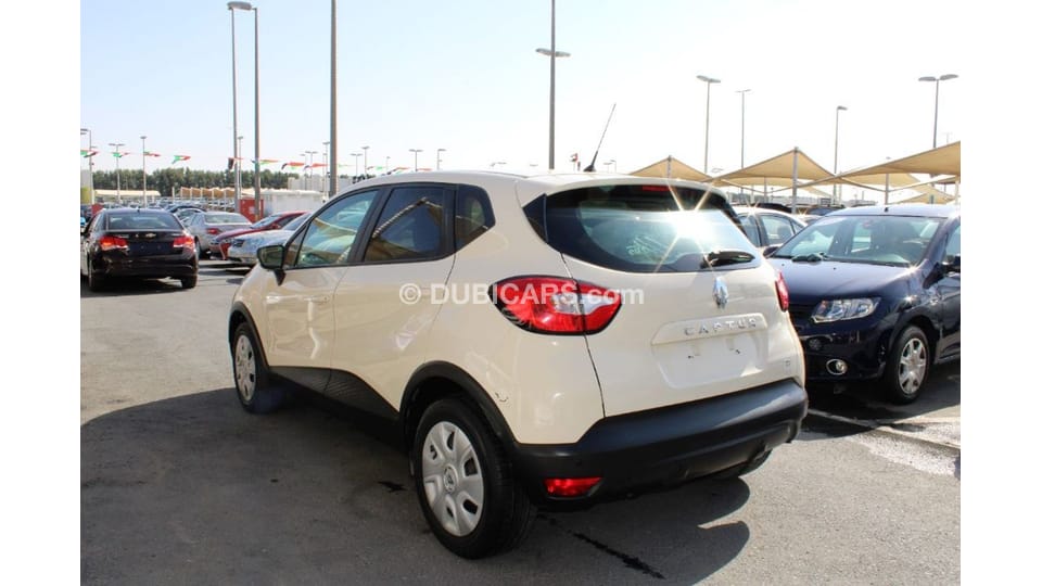 Used Renault Captur ACCIDENTS FREE - ORIGINAL COLOR - CAR IS IN PERFECT ...