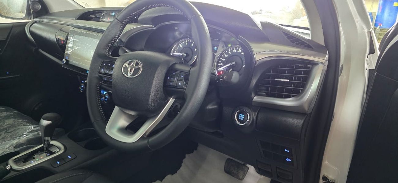 New Toyota Hilux RIGHT HAND DRIVE 2025 for sale in Dubai - 879510