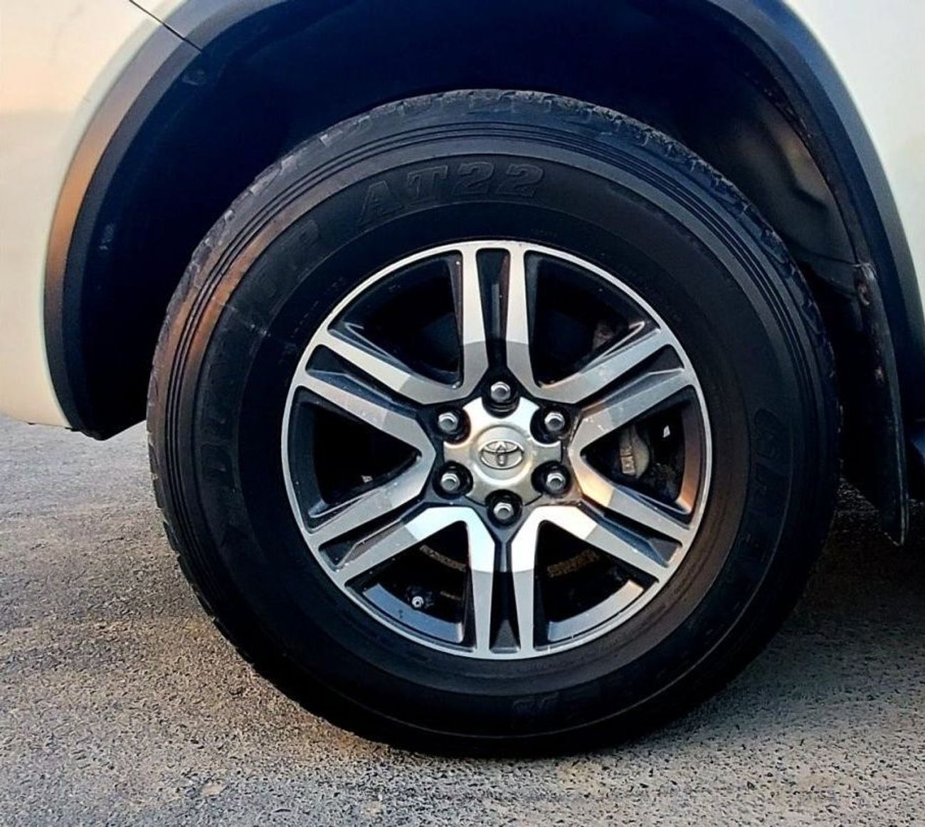 Used TOYOTA FORTUNER EXR ( PETROL ) 2020 for sale in Dubai - 783089