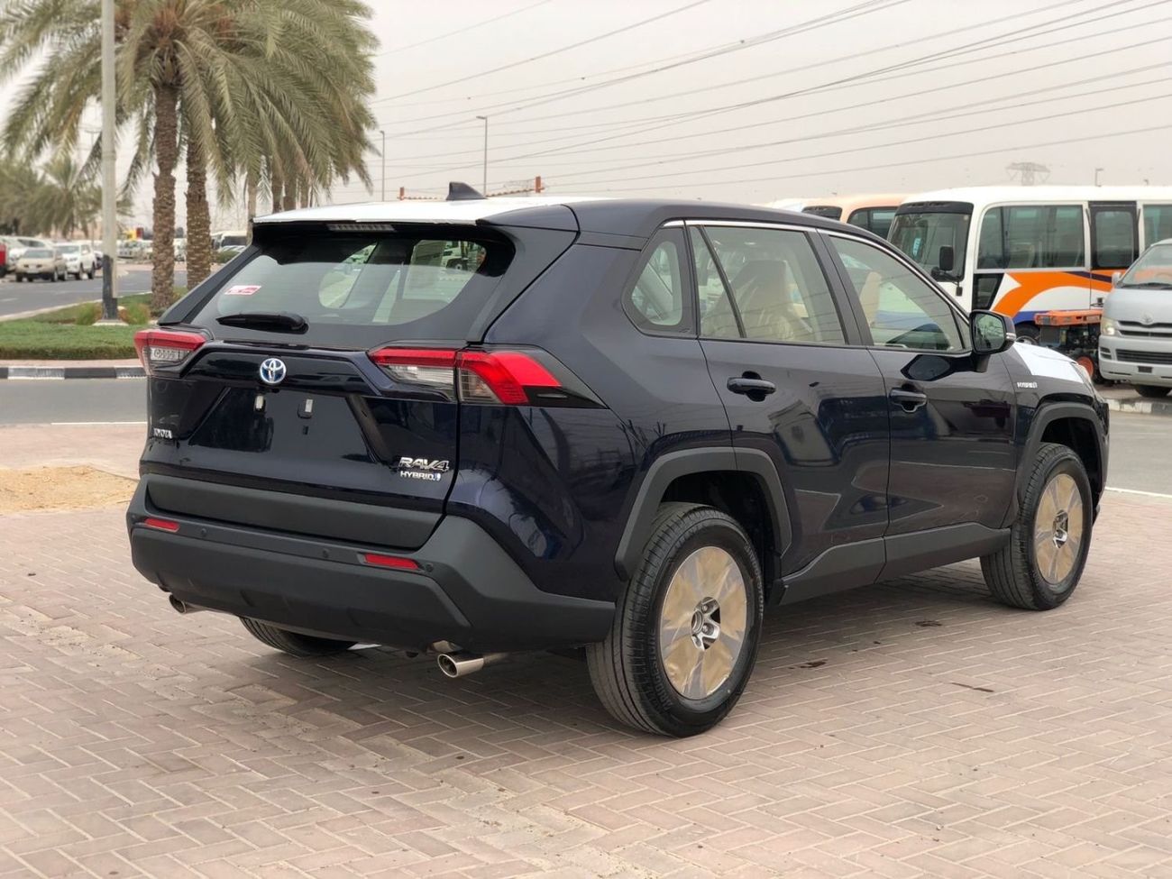 New LE TOYOTA RAV4 HYBIRD 4X2 MODEL 2022 2022 for sale in Dubai - 548862