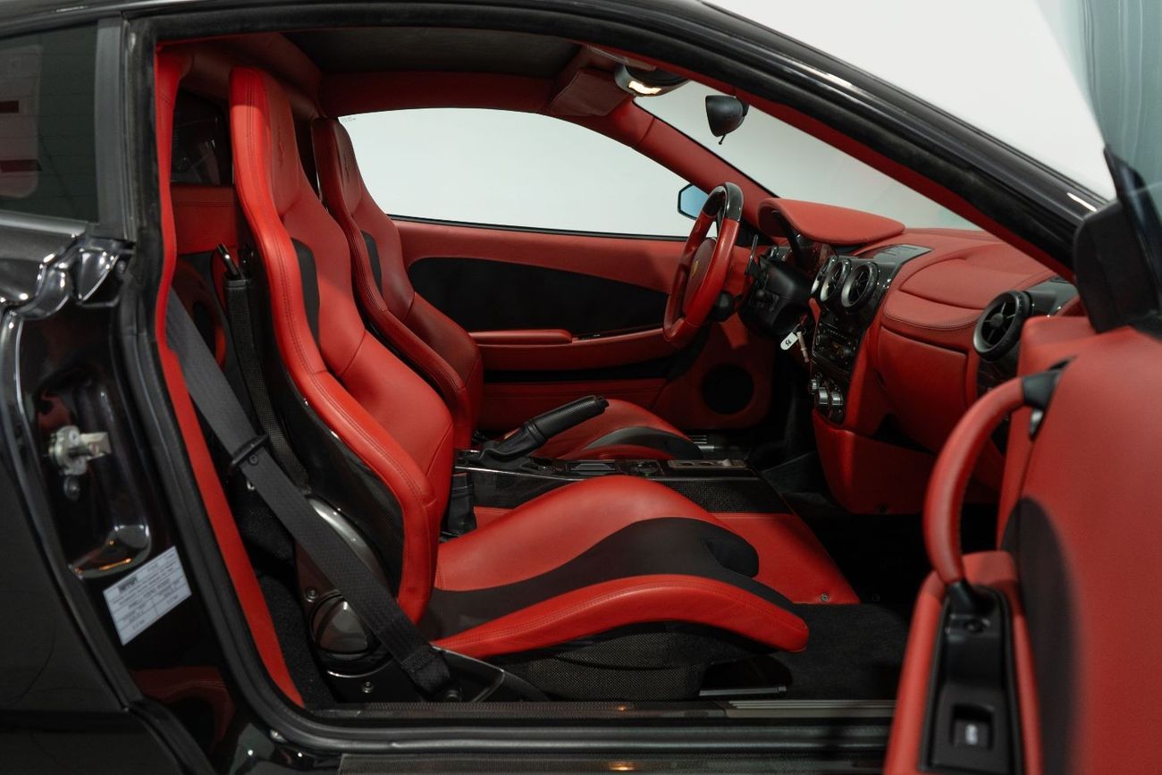 Used Ferrari F430 2009 for sale in Dubai - 756199