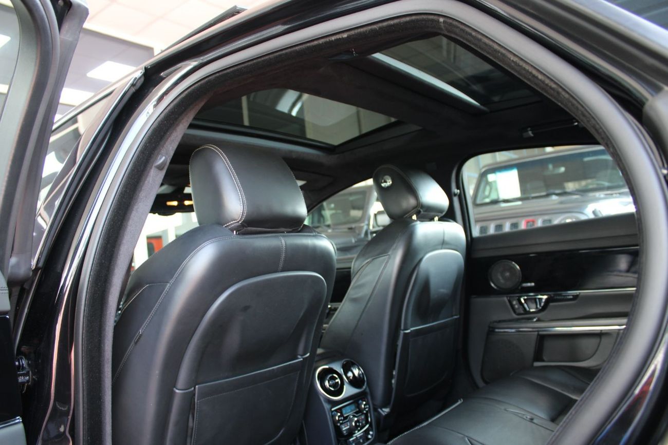 Used JAGUAR XJ 3.0L 2015 FOR ONLY 613 AED MONTHLY 2015 for sale in Dubai - 562059