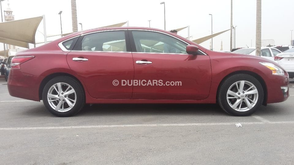 Used Nissan Altima Sv2.5 2014 for sale in Sharjah - 155962