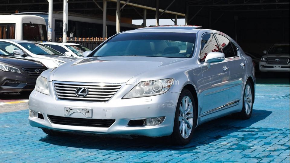 Used Lexus LS460 2011 for sale in Ajman - 541247