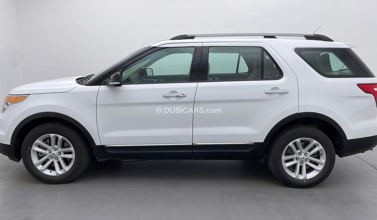 Used Ford Explorer 3.5 2015 for sale in Dubai - 521495