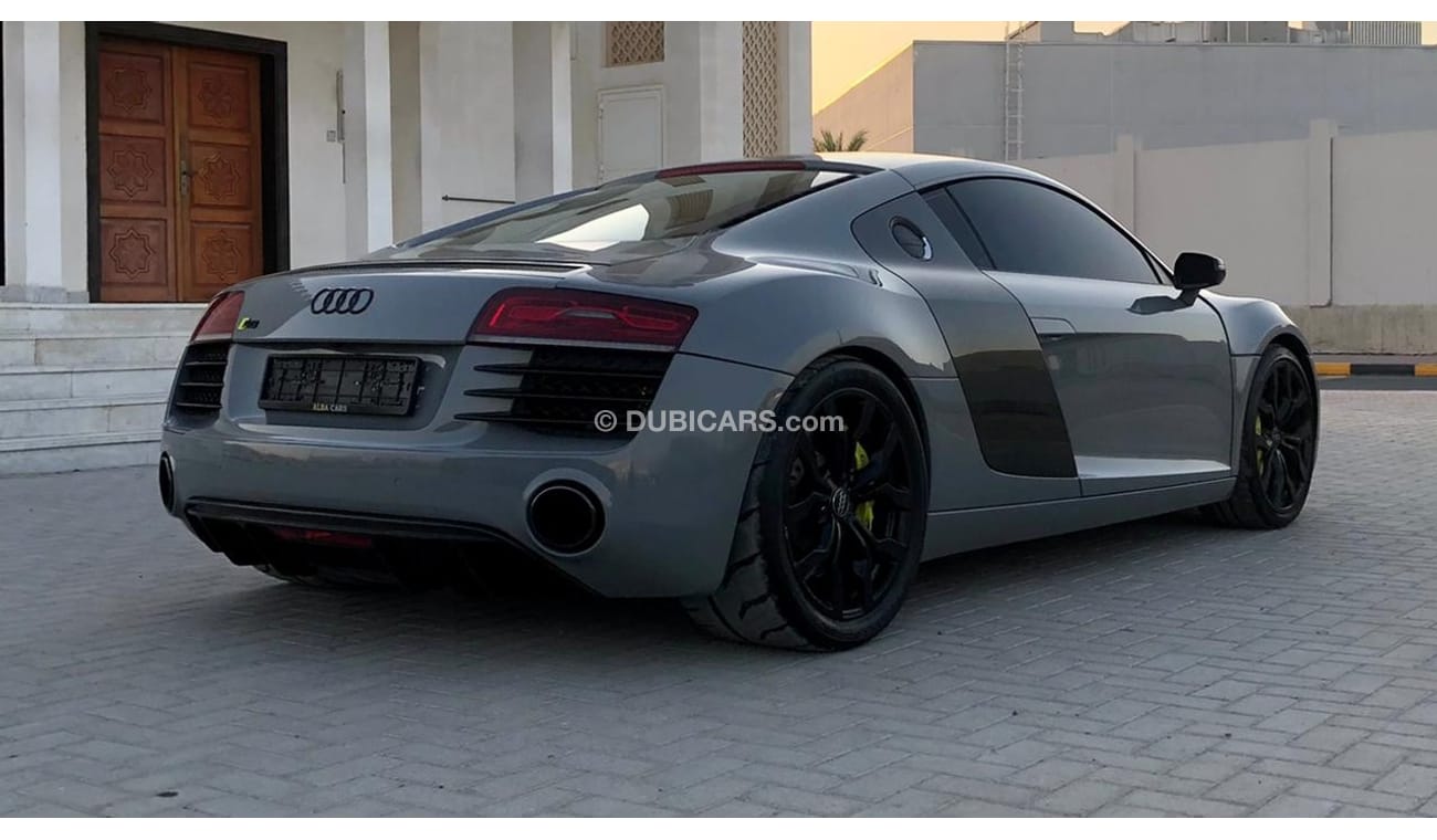 Used Audi R8 Audio R8 2015 for sale in Dubai - 441000