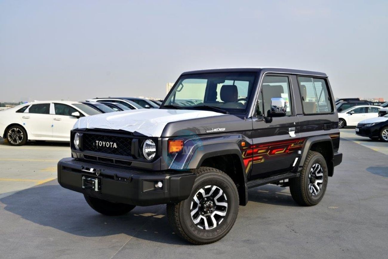 New Toyota Land Cruiser Hard Top 71 2.8L (Full Option) 2024 for sale in Dubai - 729200