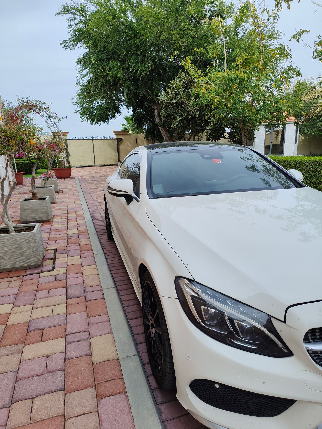 Used Mercedes-Benz C 300 c 2018 for sale in Ras al-Khaimah - 731163