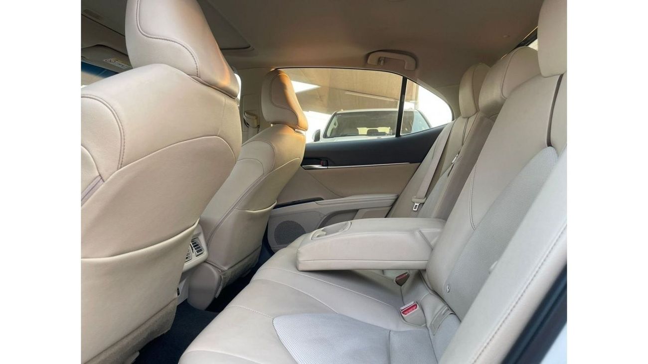 Used Toyota Camry SE+ 2019 I V6 I Ref#348 2019 for sale in Sharjah - 772643