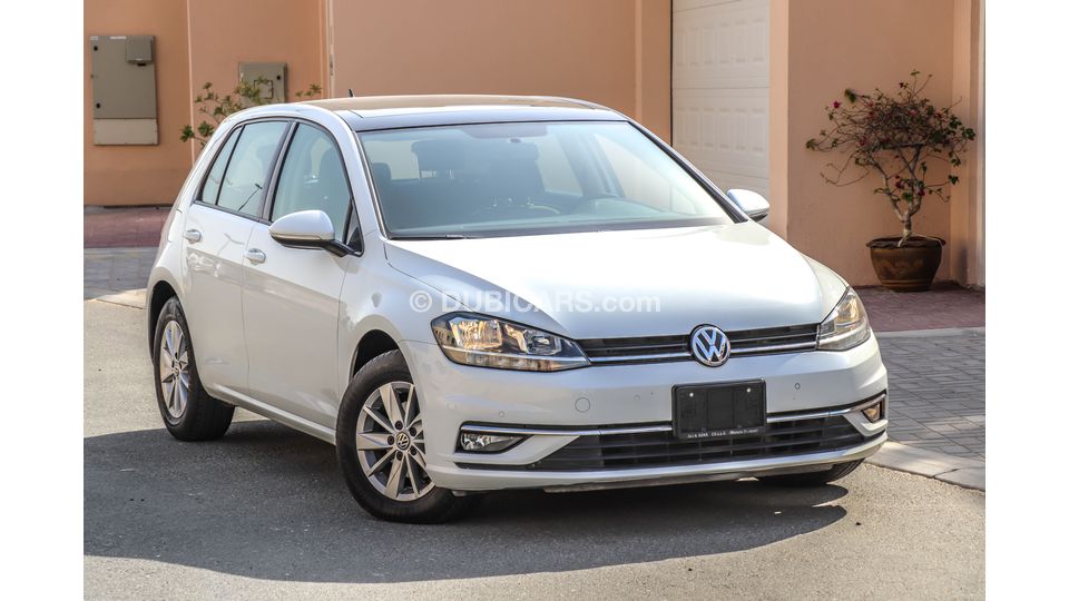 Volkswagen Golf TSI (Comfortline with panoramic sunroof ) 2018 GCC ...