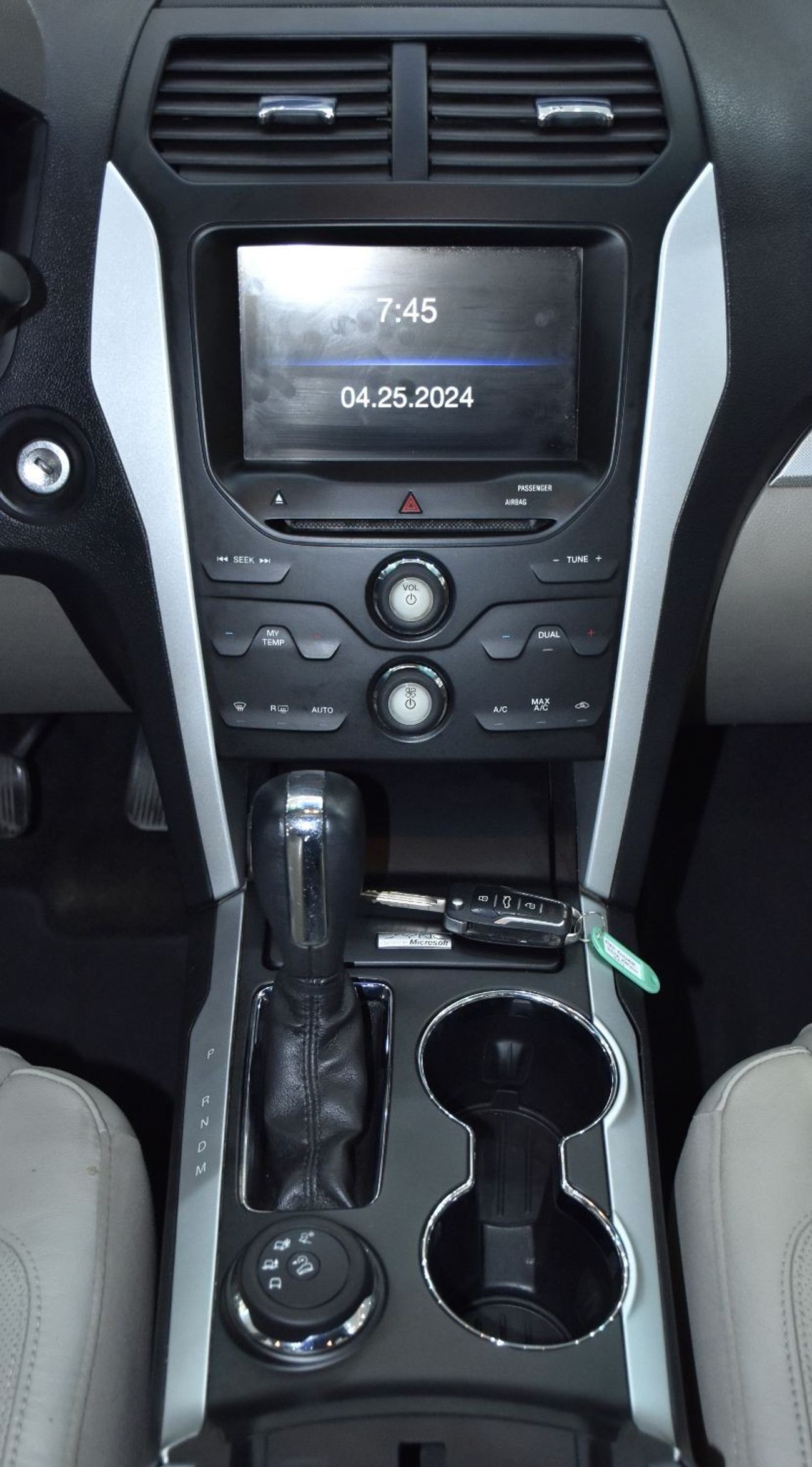 Used EXCELLENT DEAL for our Ford Explorer XLT 4WD ( 2014 Model ) in ...
