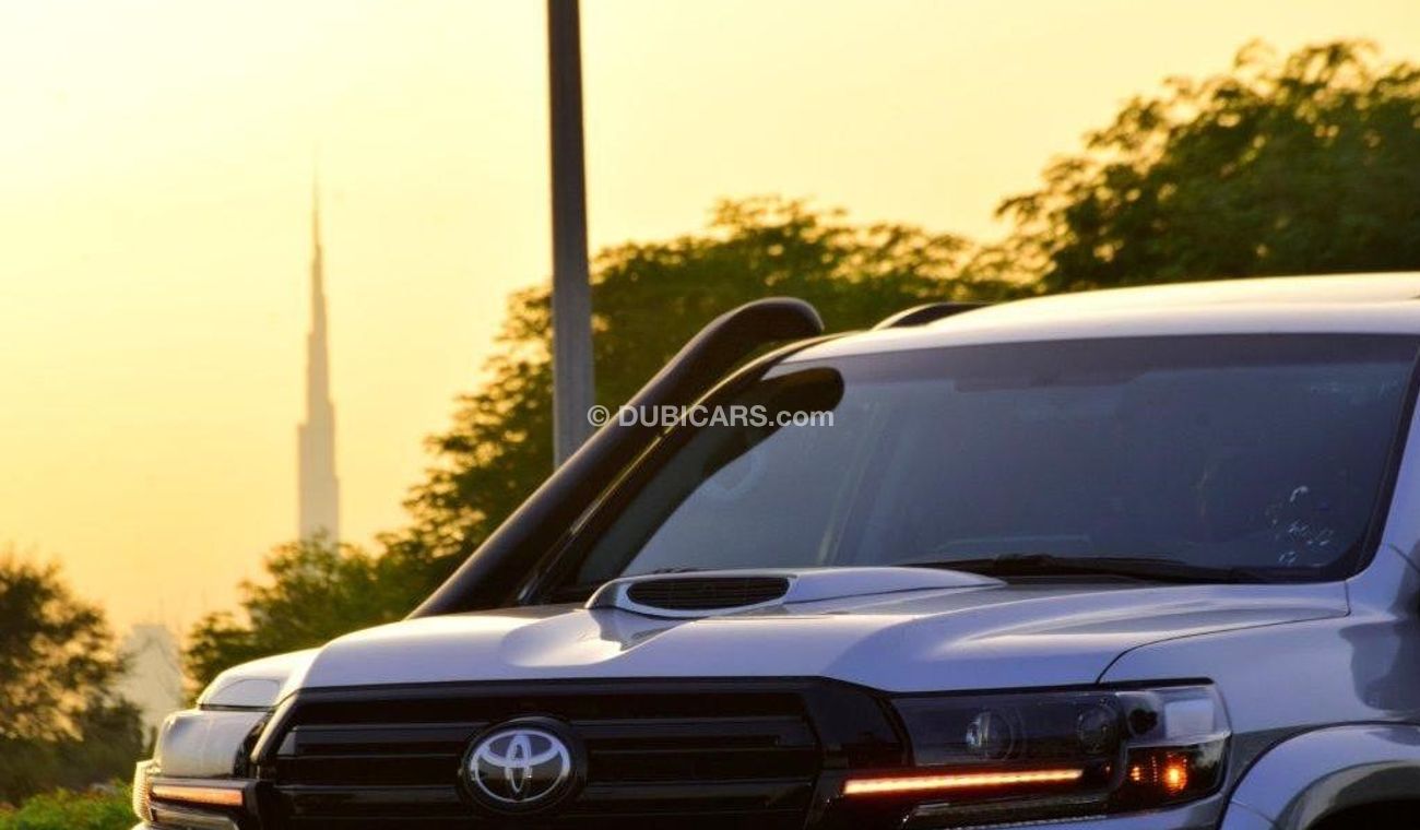 New Toyota Land Cruiser Extreme Edition 2018 for sale in Dubai - 166989
