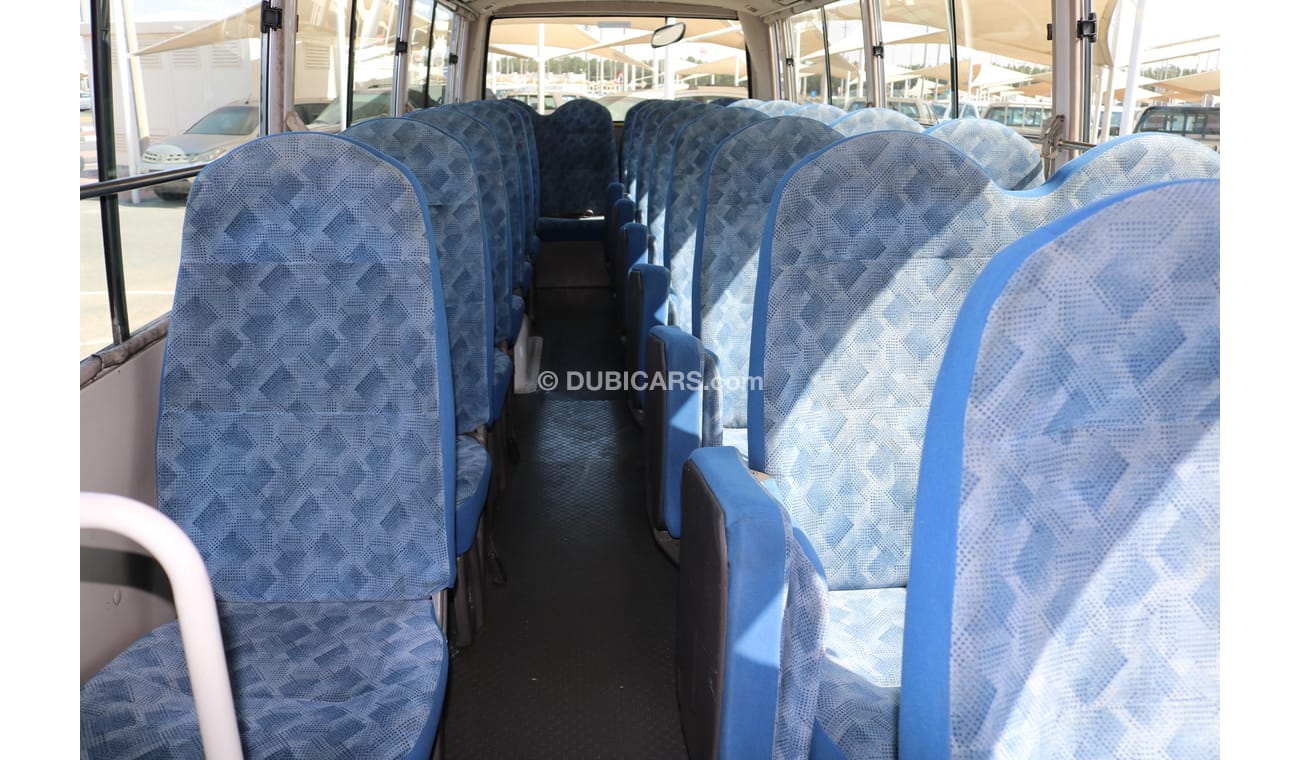 Used Mitsubishi Rosa 34 SEATER BUS 2015 MODEL 2015 for sale in Dubai ...