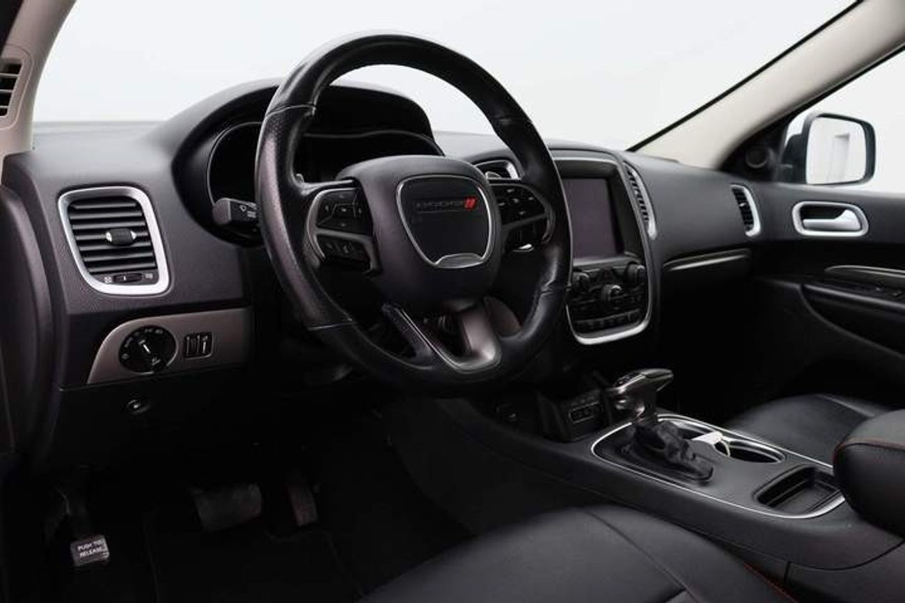 Used Dodge Durango CLASSIC 3.6 2019 for sale in Dubai - 617431