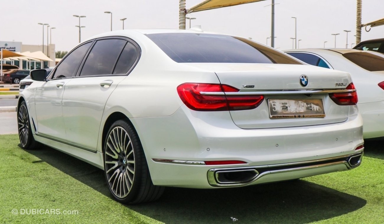 Used BMW 730Li Li 2016 for sale in Sharjah - 446791