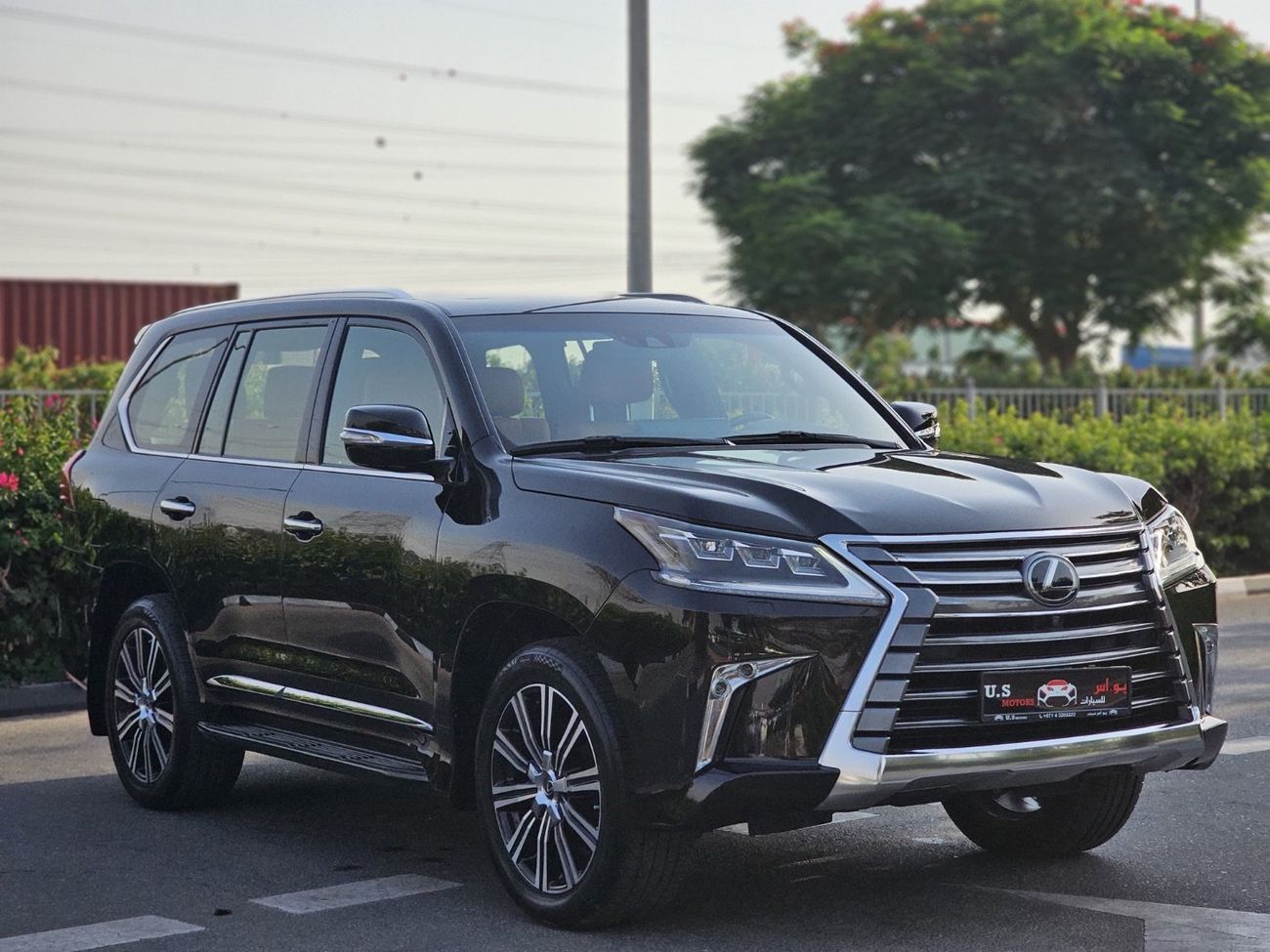 Used Lexus LX 570 Platinum 5.7L 2020 for sale in Dubai - 860012