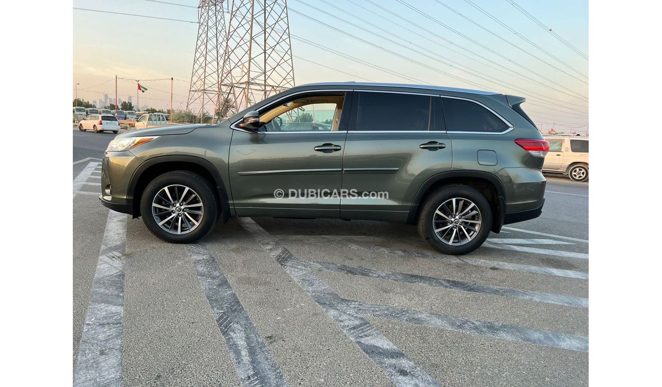 Used 2018 TOYOTA HIGHLANDER XLE / AWD / FULL OPTION 2018 for sale in ...