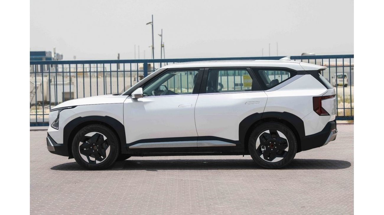 New 2023 KIA EV5 AIR 530 - White inside Grey & Black | Export Only 2023 for sale in Dubai - 770069