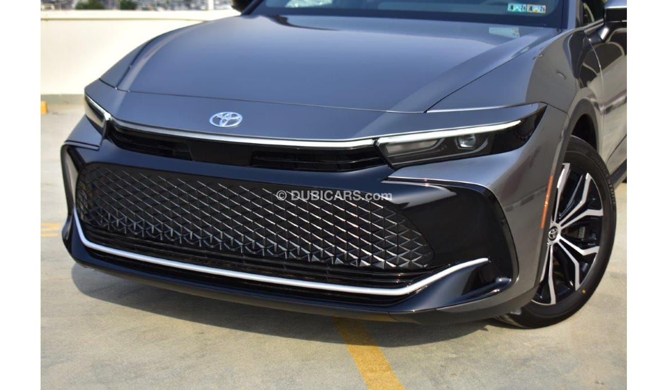 New Toyota Crown XLE HYBRID 2.5L AWD AT- EURO 6 2023 for sale in Dubai ...