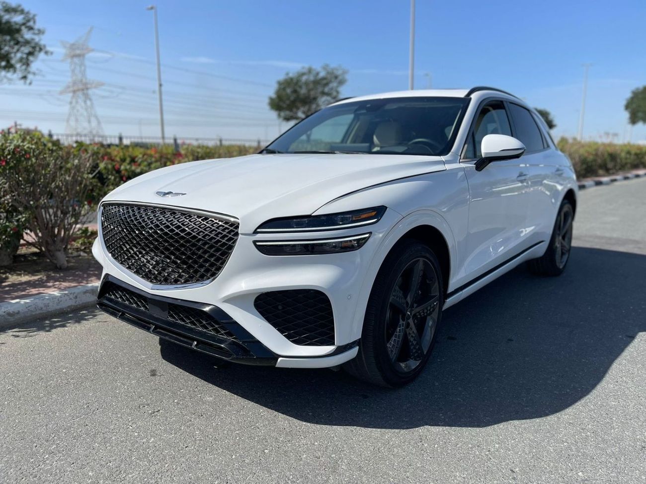 Used HYUNDAI GENESIS GV70 4WD 3.5 FULL OPTION 2022 for sale in Dubai ...