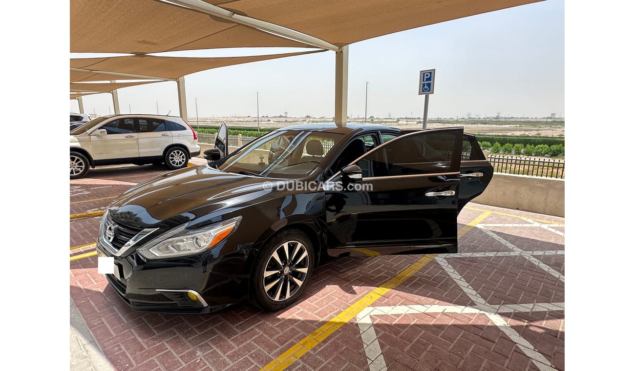 Used Nissan Altima SL 2016 for sale in Dubai - 631678