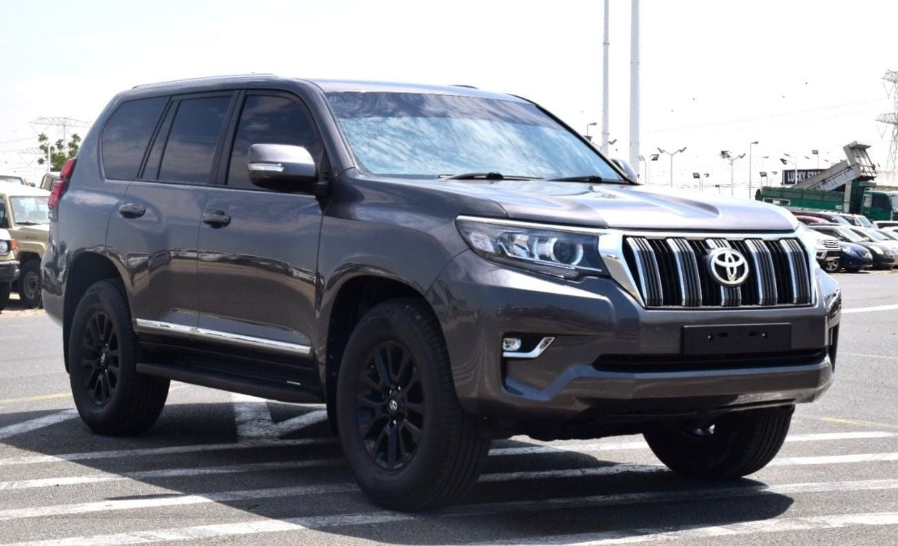 Used Toyota Prado 2017 for sale in Dubai - 730680