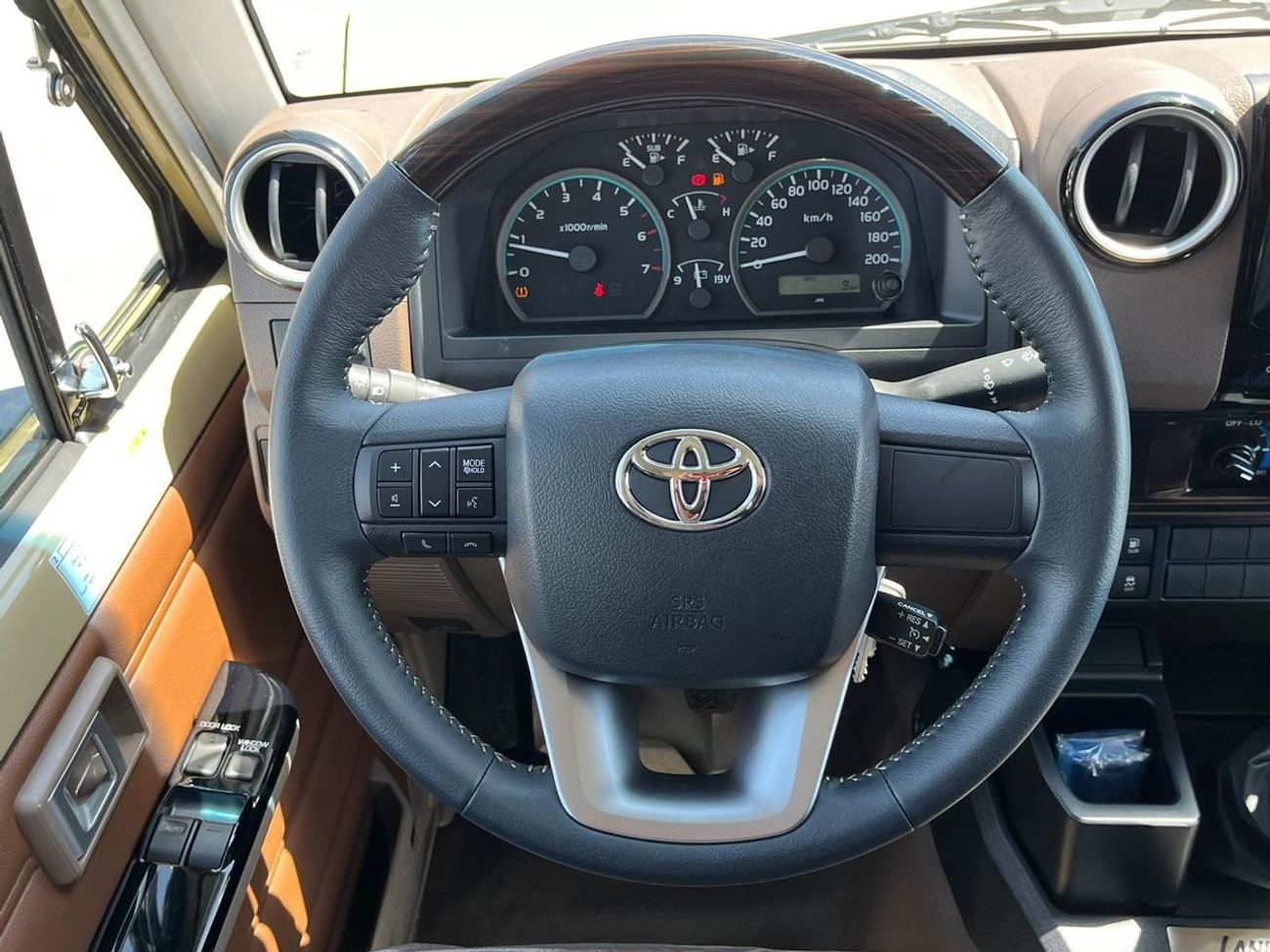 New Toyota Land Cruiser Pick Up LC79 SC PICKUP M/T 4.0L PTR FULL 2024 ...