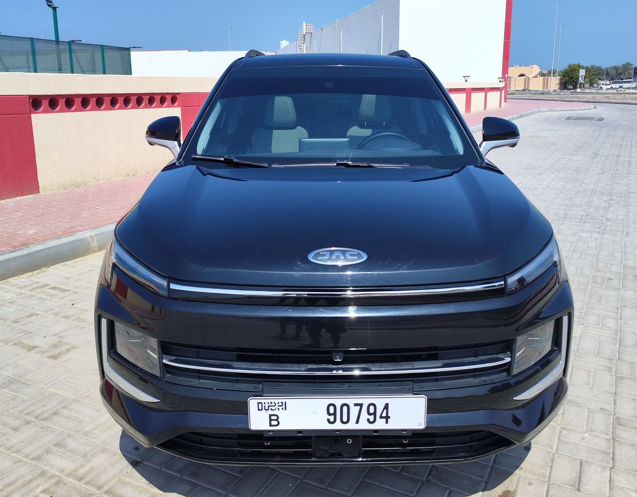 Used JAC JS4 with a little mileage and a smell of a new car inside ...