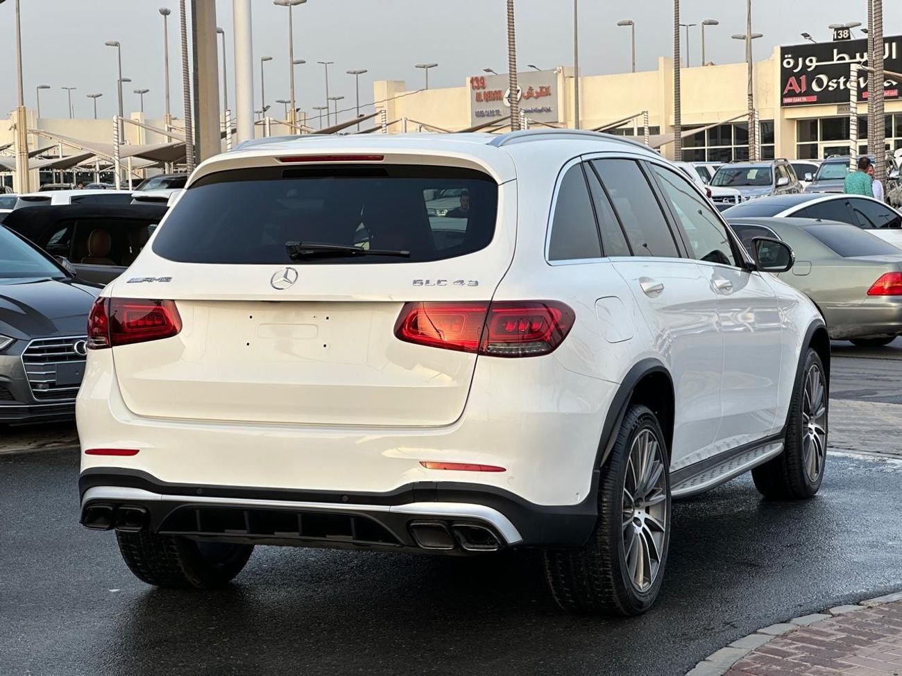 مستعملة مرسيدس بنز GLC 300 AMG 2018 للبيع في دبي - 776523