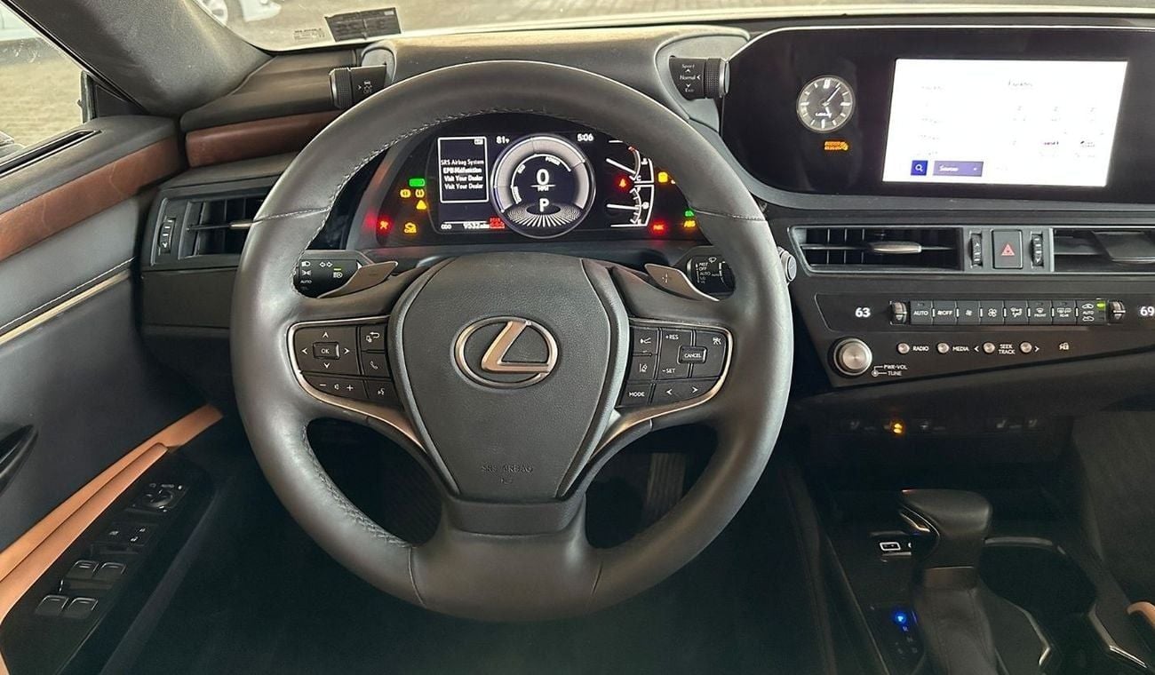 Used Lexus ES300h Hybrid 2.5L 4 Cylinders 2023 American Specs Low Mileage 2023 for sale in Dubai ...