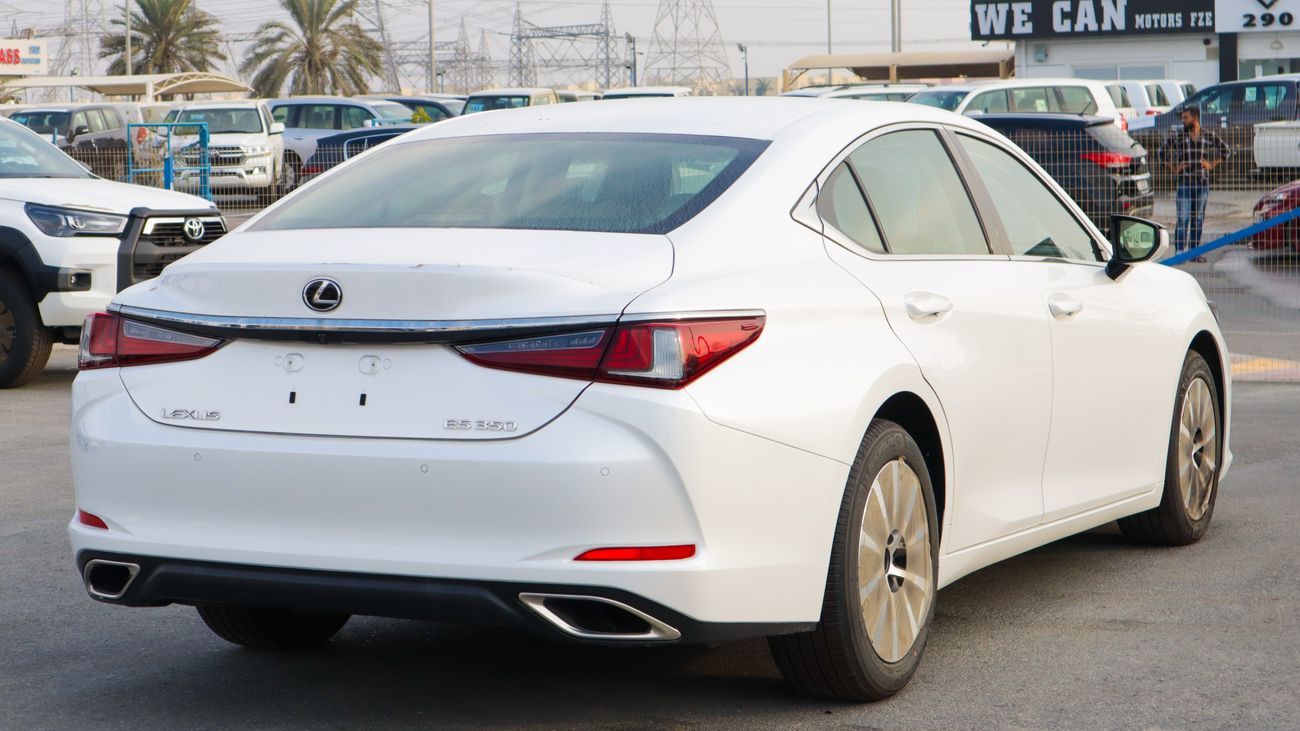 New Lexus ES350 2021 for sale in Dubai - 466598